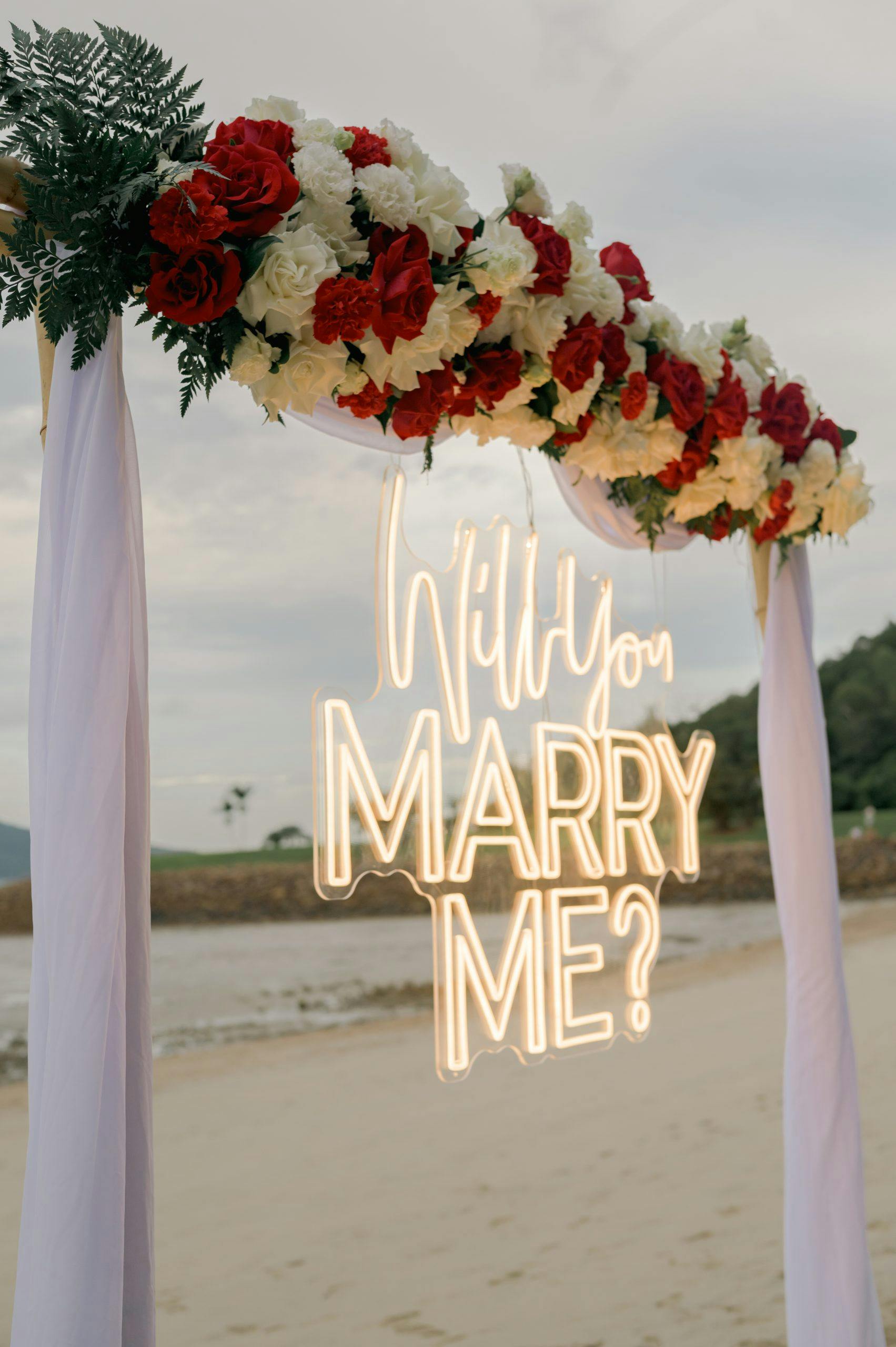 ROMANTIC PROPOSALS - Hamilton Island Weddings