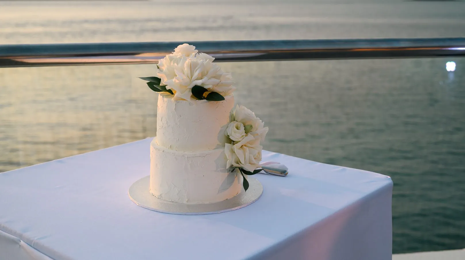 WEDDING CAKES - Hamilton Island Weddings