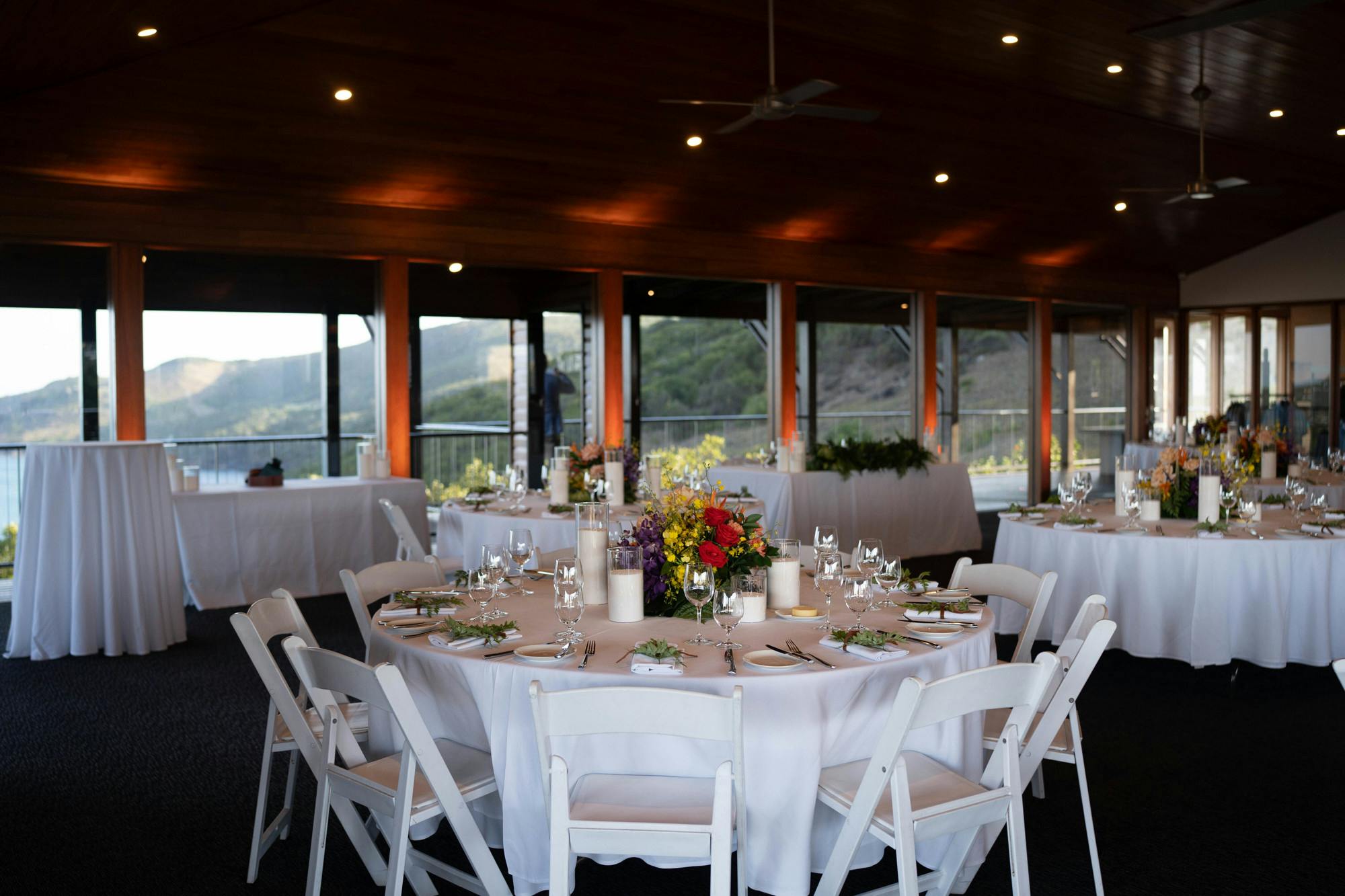 GOLF CLUBHOUSE RECEPTION - Hamilton Island Weddings