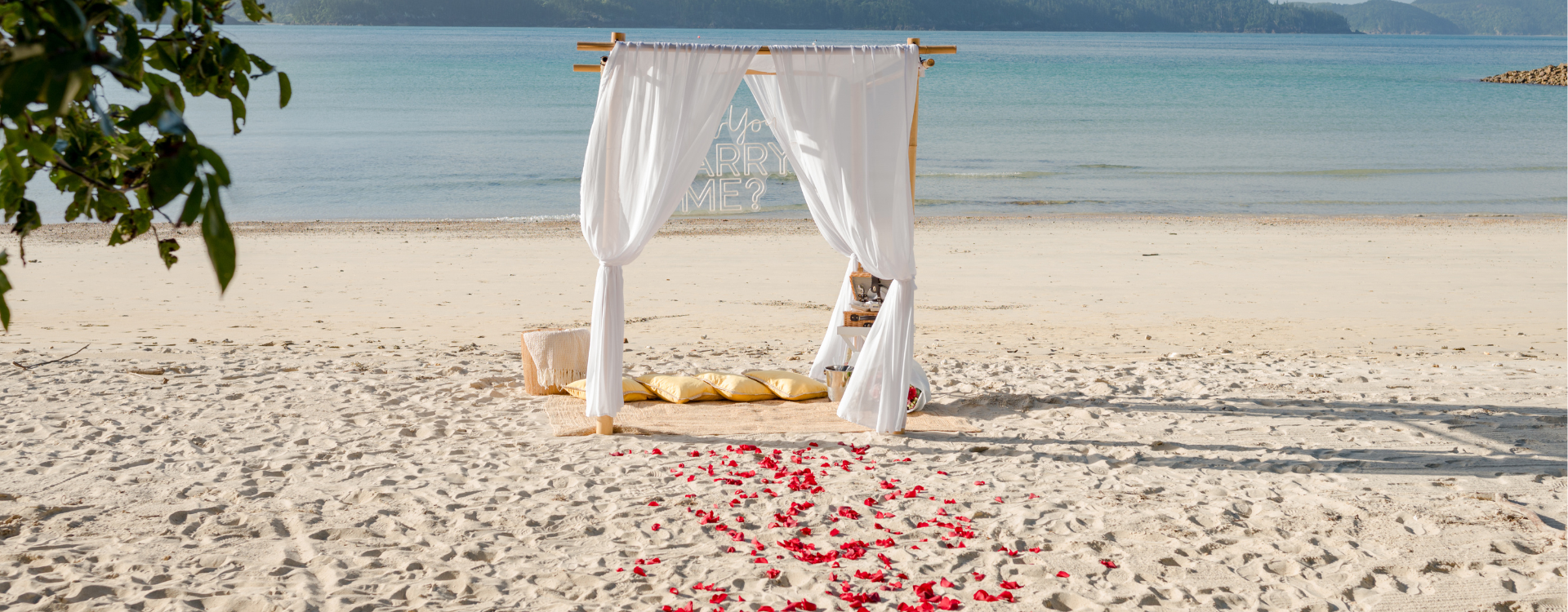 ROMANTIC PROPOSALS - Hamilton Island Weddings